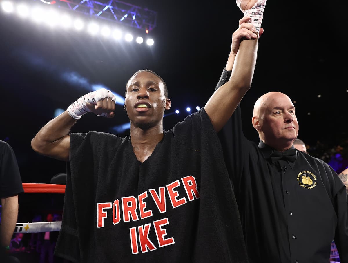 Bruce Carrington faces Bernard Torres on Foster vs Nova undercard ...