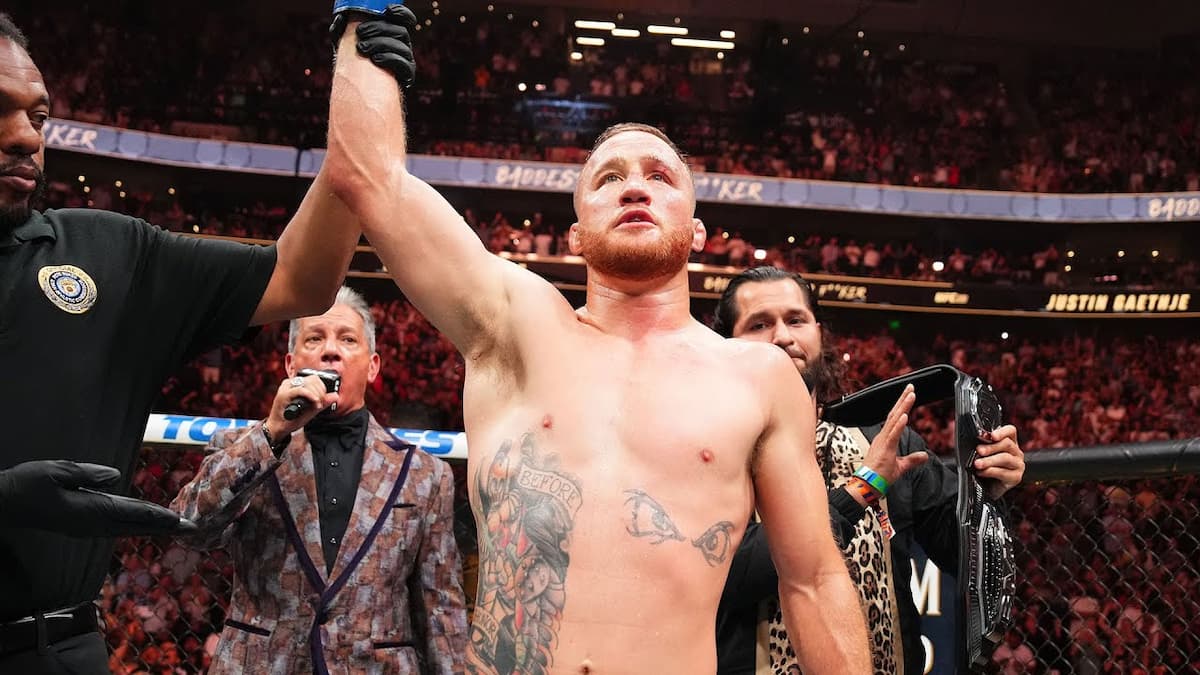 Justin Gaethje defends BMF title against Max Holloway at UFC 300 - FIGHTMAG