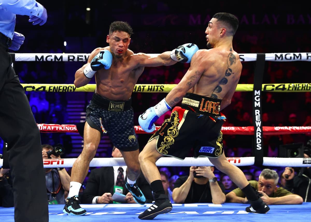 Teofimo Lopez vs Jamaine Ortiz full fight video highlights - FIGHTMAG Teofimo Lopez vs Jamaine Ortiz full fight video highlights - FIGHTMAG