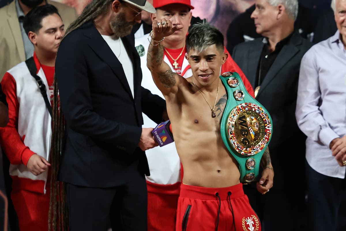 Julio Cesar Martinez faces Angelino Cordova on Thurman vs Tszyu undercard - FIGHTMAG