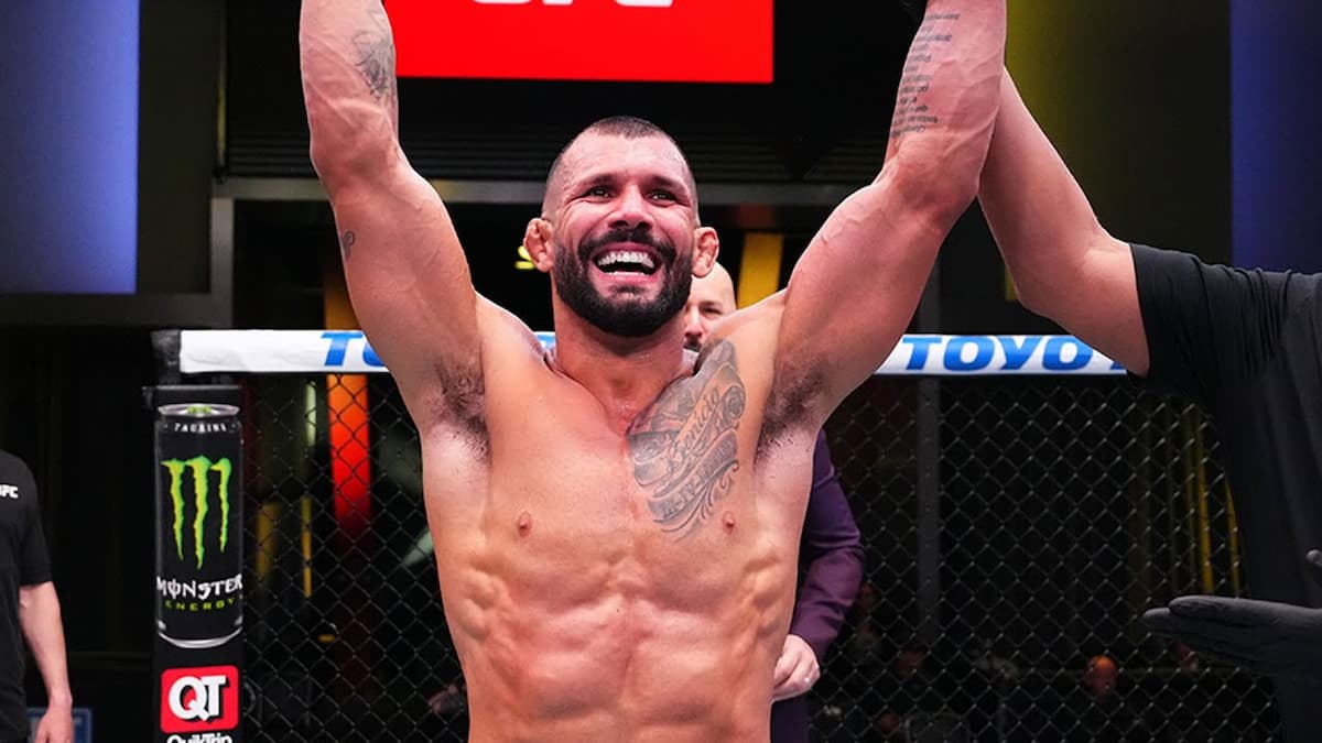 Rodolfo Vieira submits Armen Petrosyan in first round at UFC Vegas 86 ...