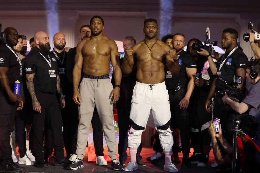 Anthony Joshua vs Francis Ngannou weigh-in photos - FIGHTMAG