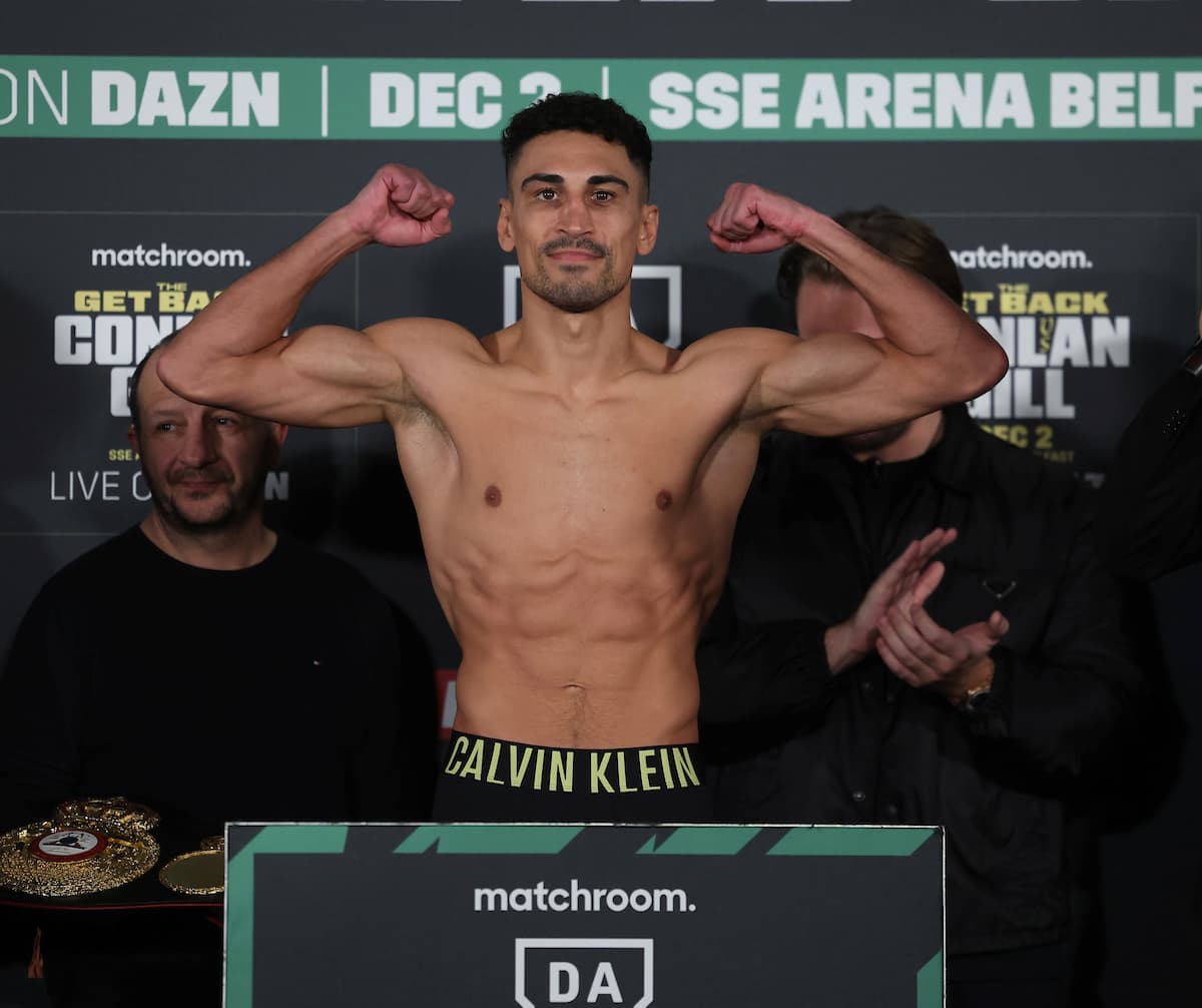 Jordan Gill vs Zelfa Barrett on weight in Manchester, England - FIGHTMAG