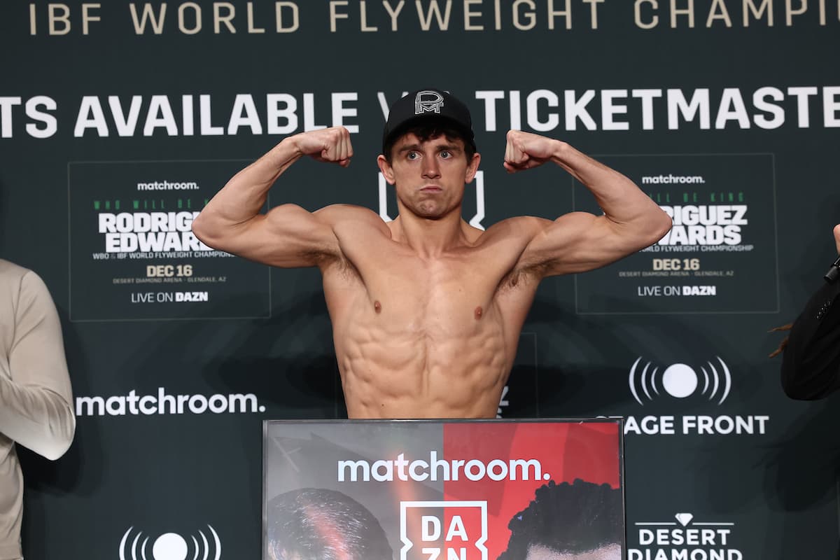 Peter McGrail vs Marc Leach on weight in Liverpool - FIGHTMAG