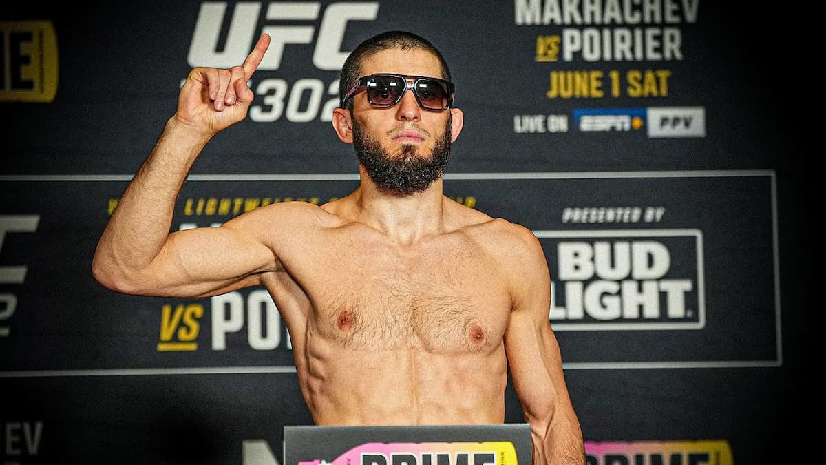 Makhachev vs Poirier on weight for 155 lbs title at UFC 302, 1 fighter ...
