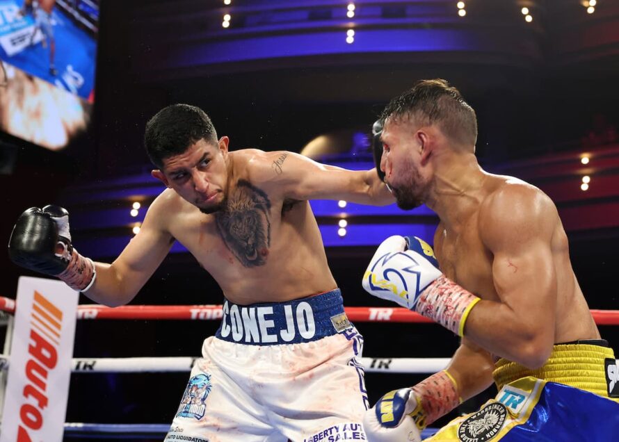 Photos: Muratalla defeats Farmer, Segawa upsets Villa - FIGHTMAG