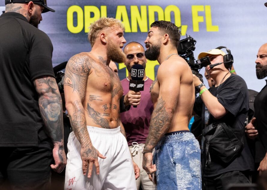 Photos: Jake Paul vs Mike Perry on weight for 200 lbs boxing fight in ...