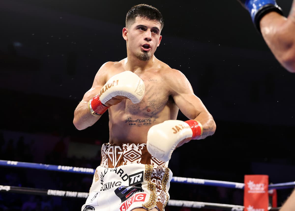 Alan Garcia vs Ricardo Fernandez joins Munguia-Bazinyan undercard ...