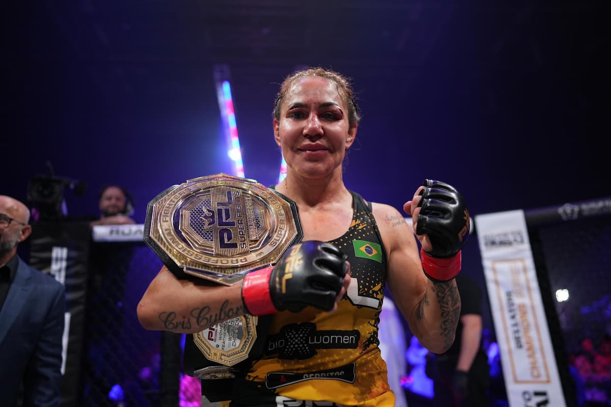Video: Cris Cyborg bests Larissa Pacheco to lift PFL title at Battle of ...