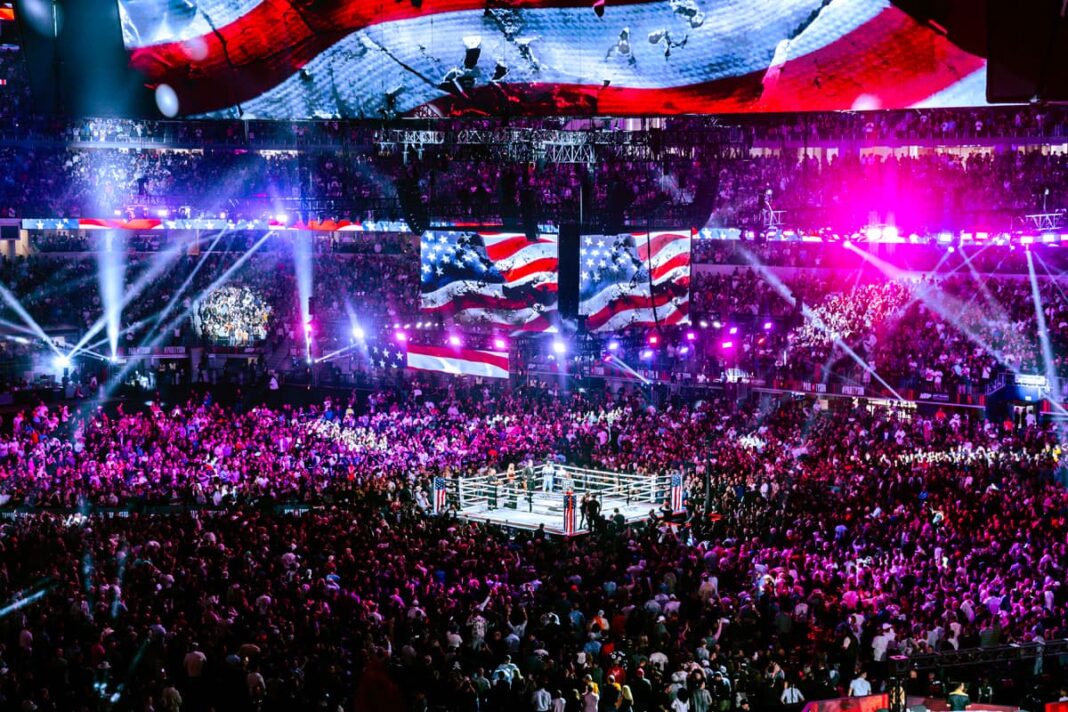 Jake Paul vs Mike Tyson: Over 60 photos from boxing event on Netflix ...