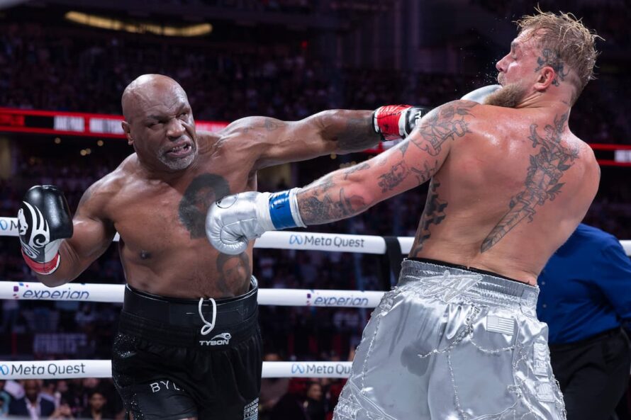 Jake Paul vs Mike Tyson: Over 60 photos from boxing event on Netflix ...