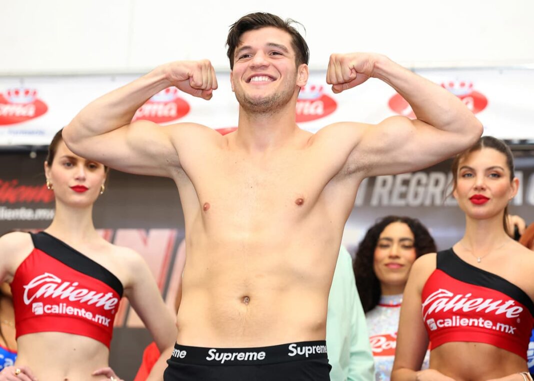 Photos: Jaime Munguia vs Bruno Surace official in Tijuana, Mexico ...