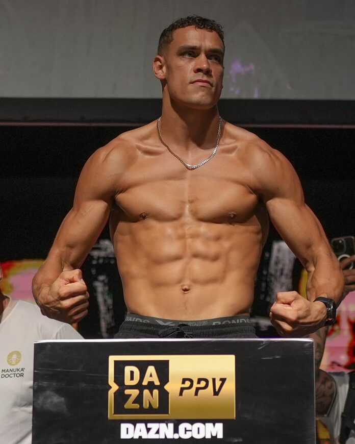 Photos: Jai Opetaia vs David Nyika on weight for 200 lbs title - FIGHTMAG