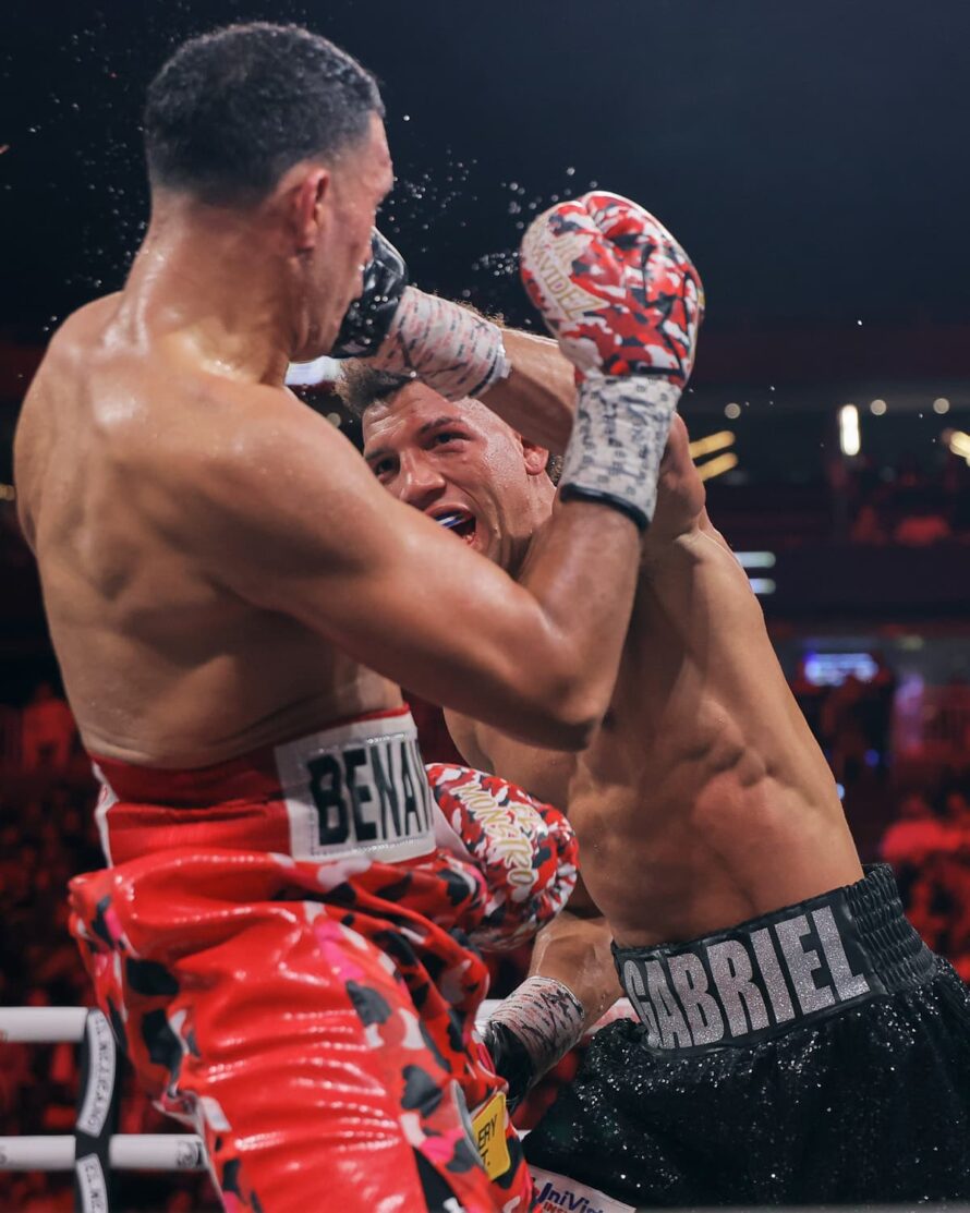 Photos: David Benavidez overcomes knockdown, defeats David Morrell by ...
