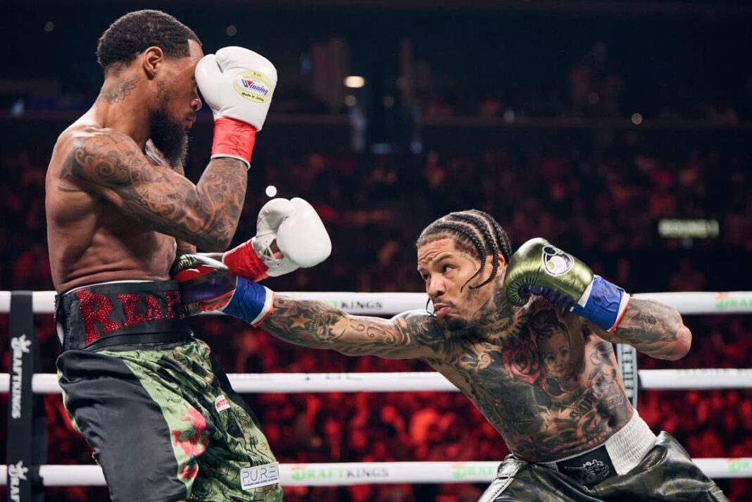 Photos: Gervonta Davis takes a knee, fights Lamont Roach Jr to majority ...