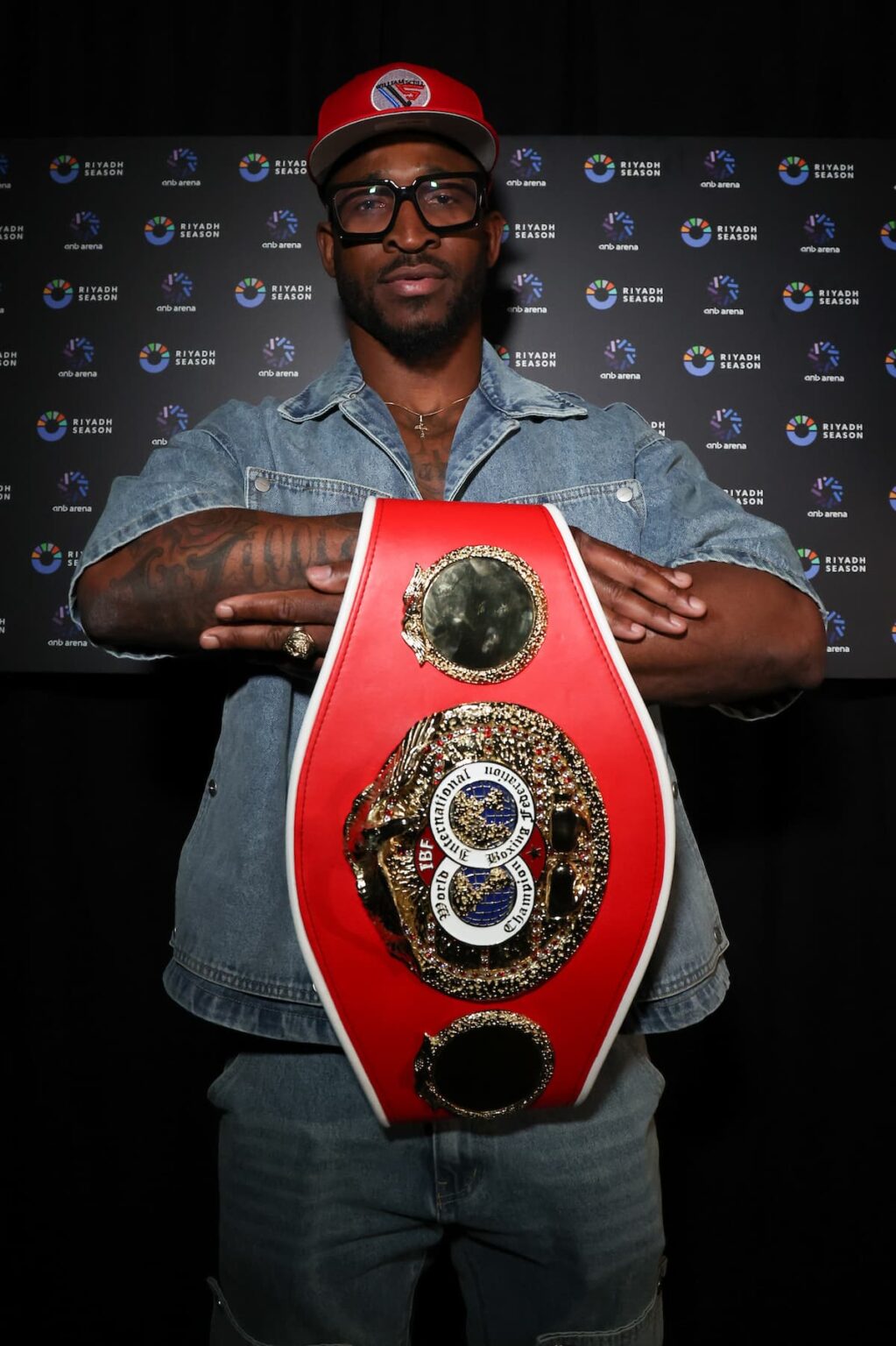 Photos: Canelo Alvarez vs William Scull first face-off - FIGHTMAG