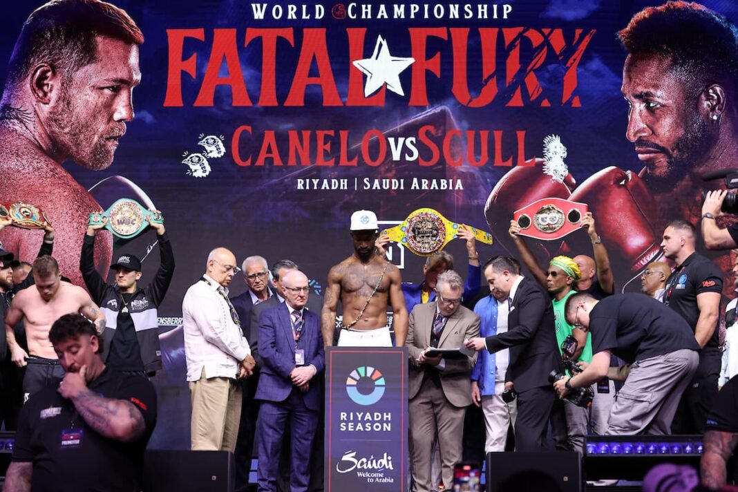 Photos: Canelo Alvarez vs William Scull on weight for undisputed 168 ...