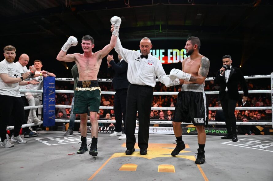Live results: McComb upsets Crocker to claim European title - FIGHTMAG