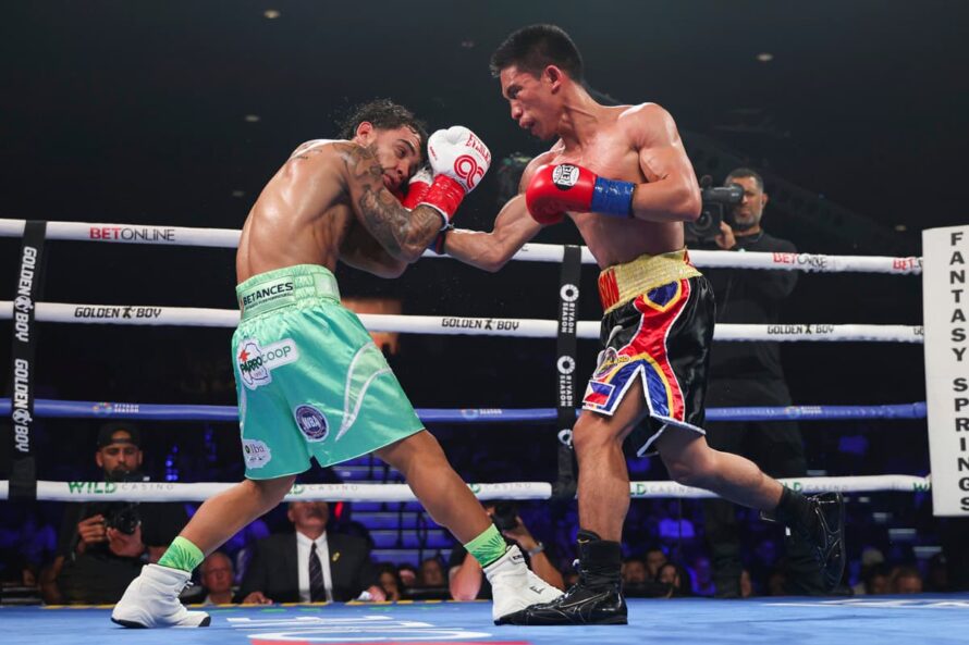 Photos: Oscar Collazo retains unified title with TKO over Jayson Vayson - FIGHTMAG