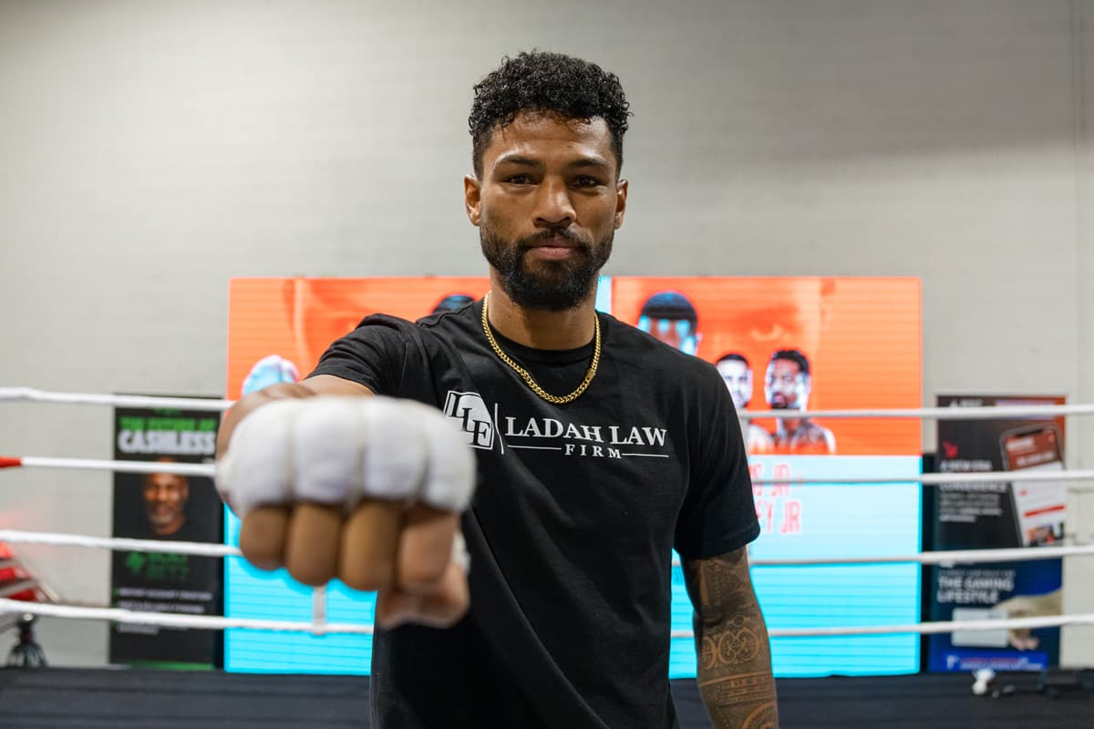 Photos: Lara, Mosley and more showcase skills at Pitbull vs Roach media ...