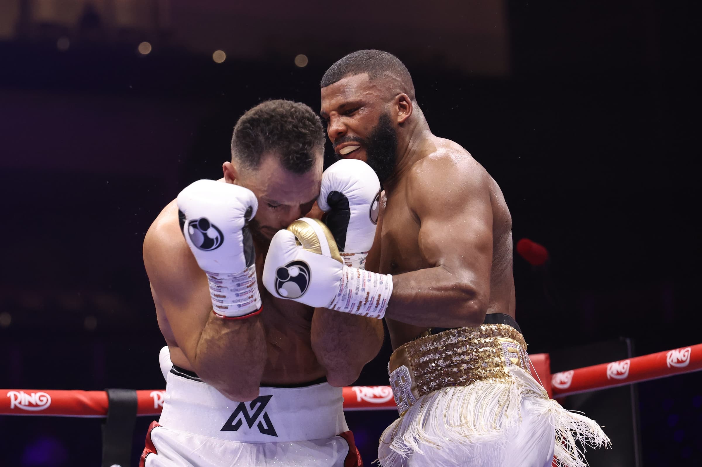 Full fight video: Badou Jack edges Noel Mikaelian by decision - FIGHTMAG