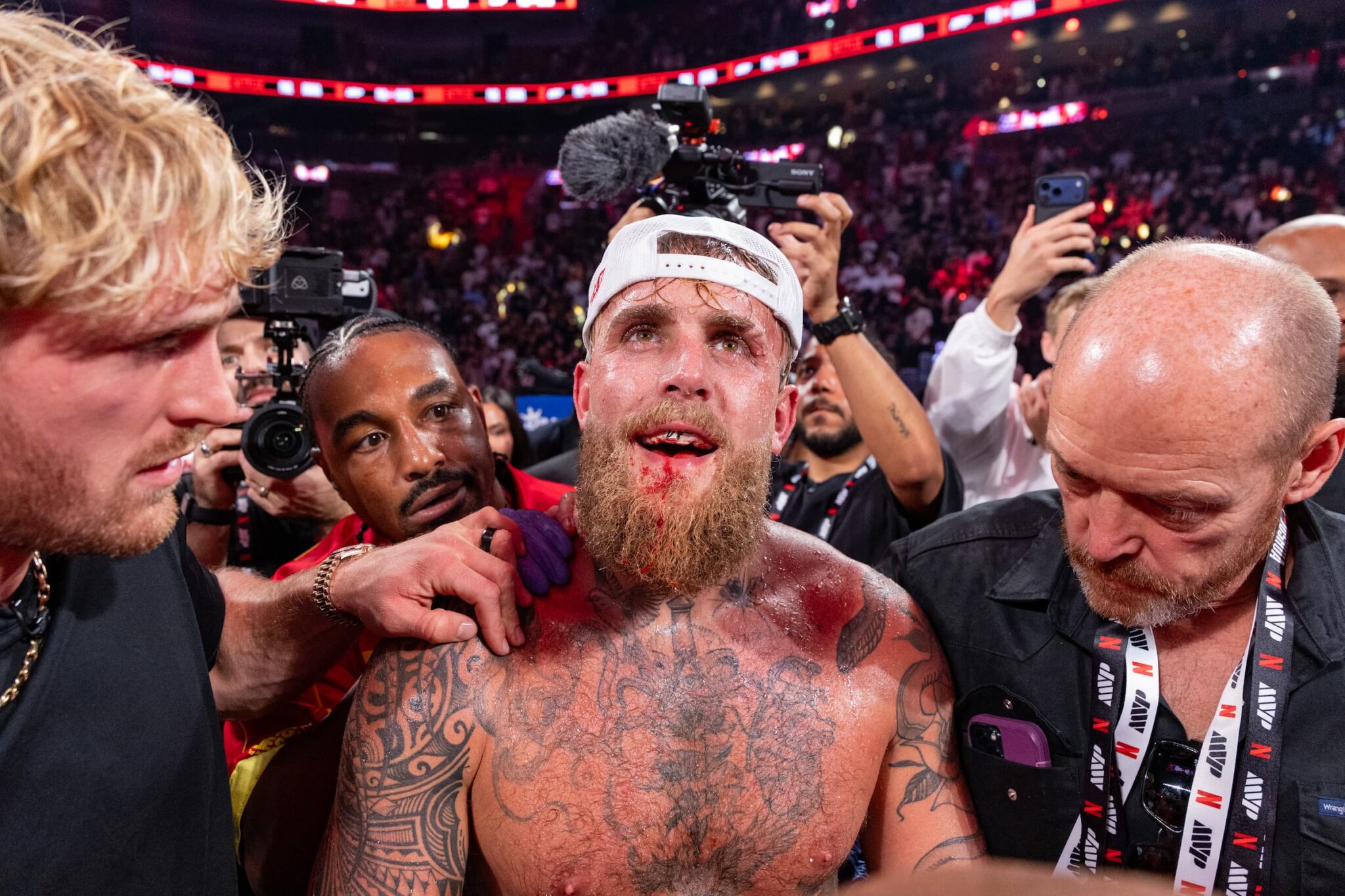 Jake Paul vs Anthony Joshua pulls 33 million global Netflix viewers ...