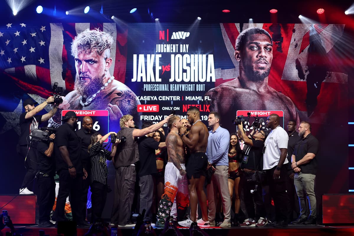 Photos: Paul and Joshua weigh in ahead of boxing showdown - FIGHTMAG