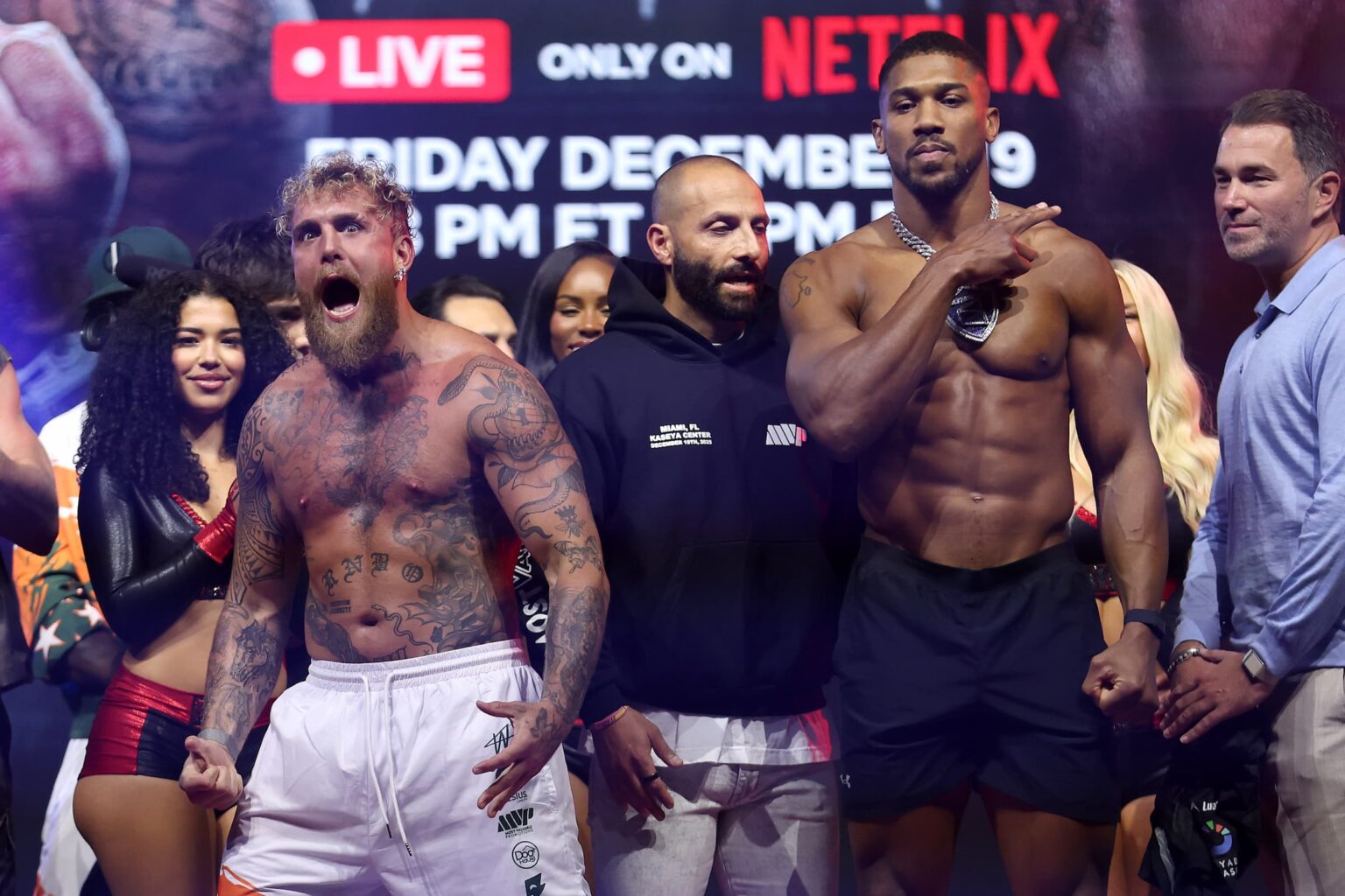 Live results: Anthony Joshua KOs Jake Paul in sixth round - Video ...