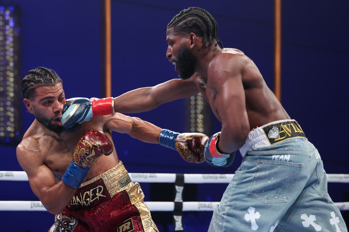 Photos: Muratalla retains title by decision over Cruz - FIGHTMAG