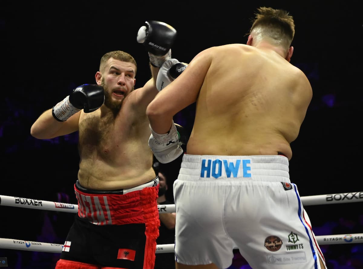 Live results: Francesca Hennessy beats Ellie Bouttell to win title ...