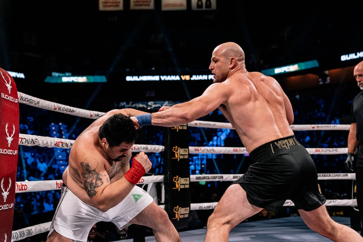 BKFC 86 live results: Dustin Pague claims title against Julian Lane ...