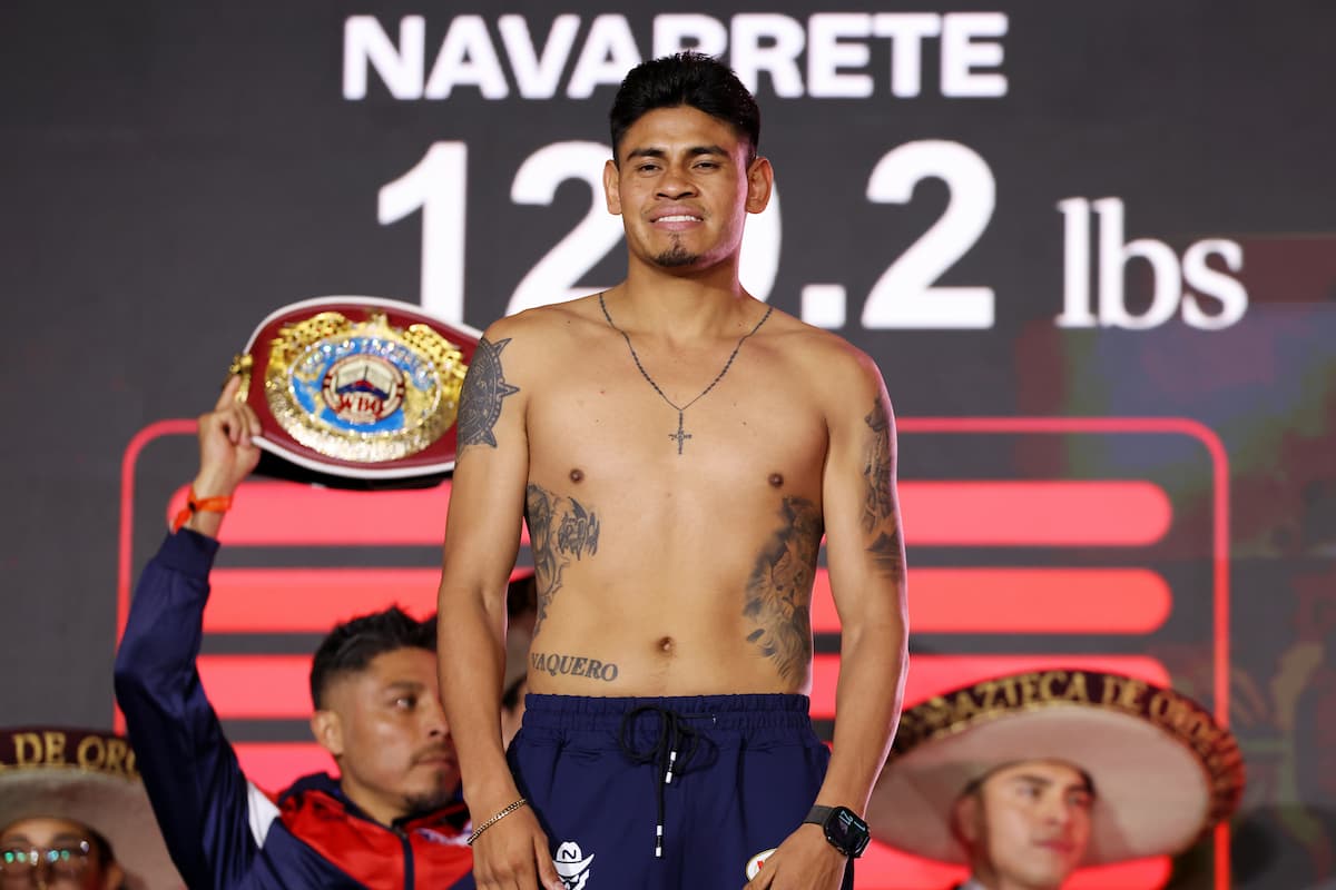 Photos: Navarrete and Nunez make weight for 130-pound unification ...