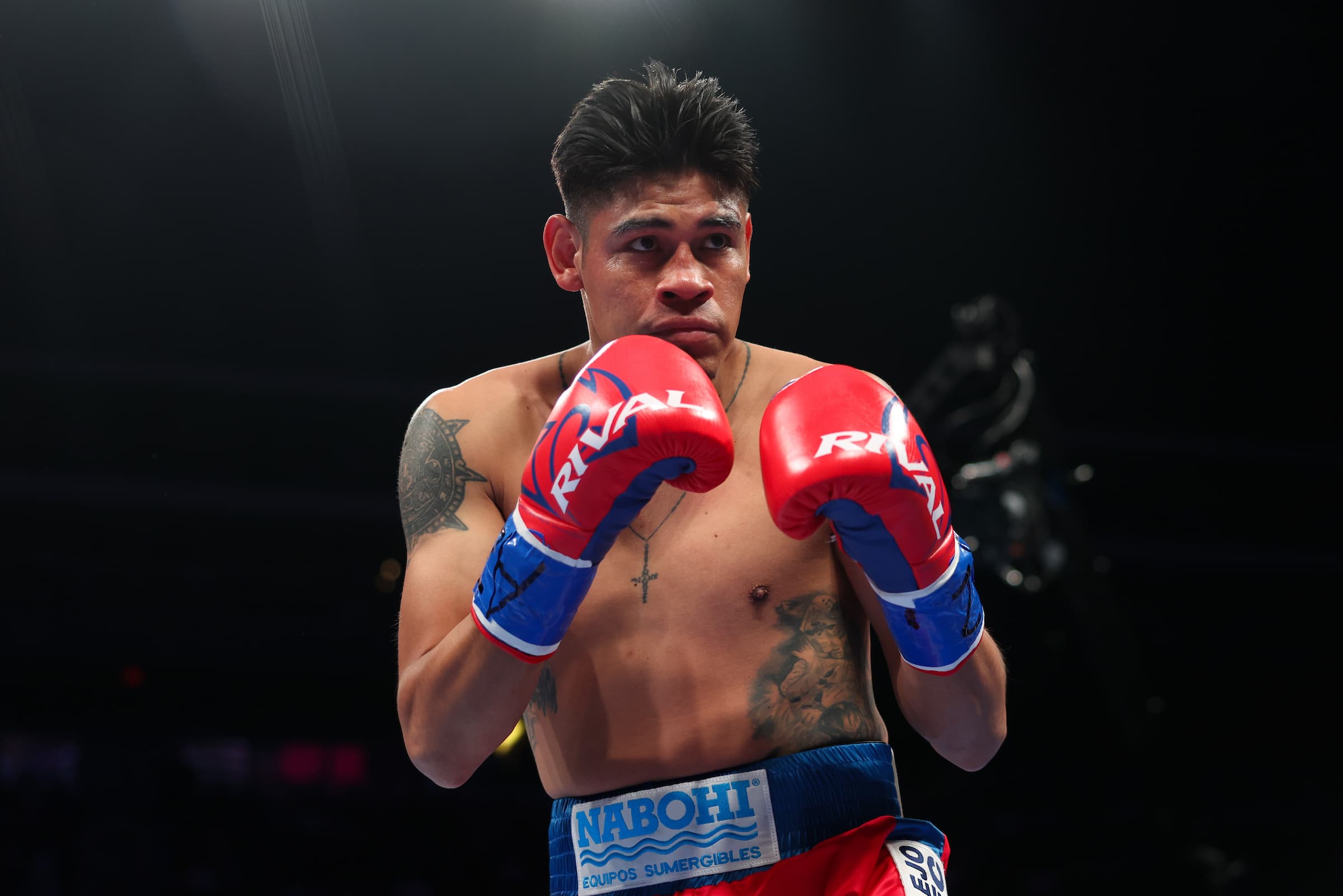 Emanuel Navarrete vs Eduardo Nunez: Full fight video highlights - FIGHTMAG