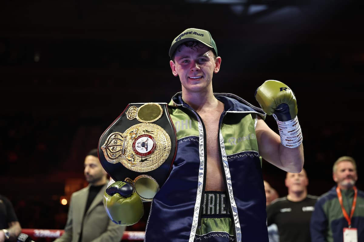Live results: Brandon Figueroa stops Nick Ball to claim title - Video ...