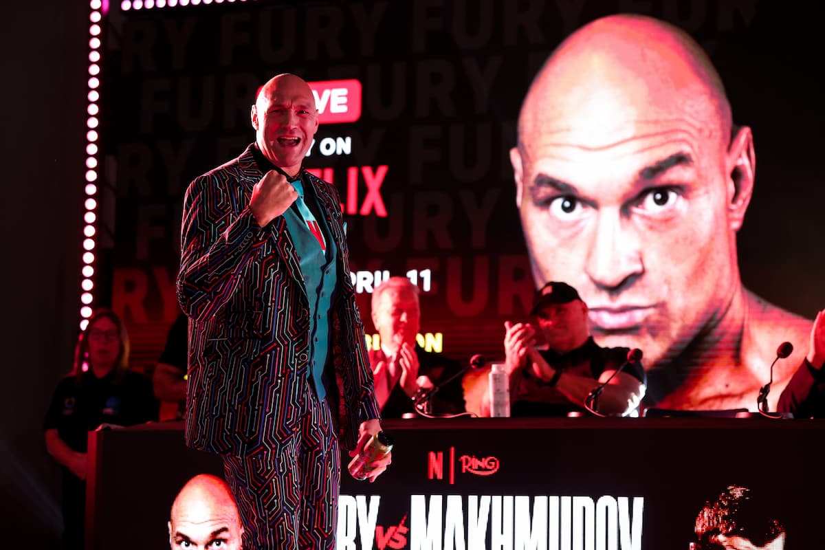 Photos: Tyson Fury and Arslanbek Makhmudov preview April clash - FIGHTMAG