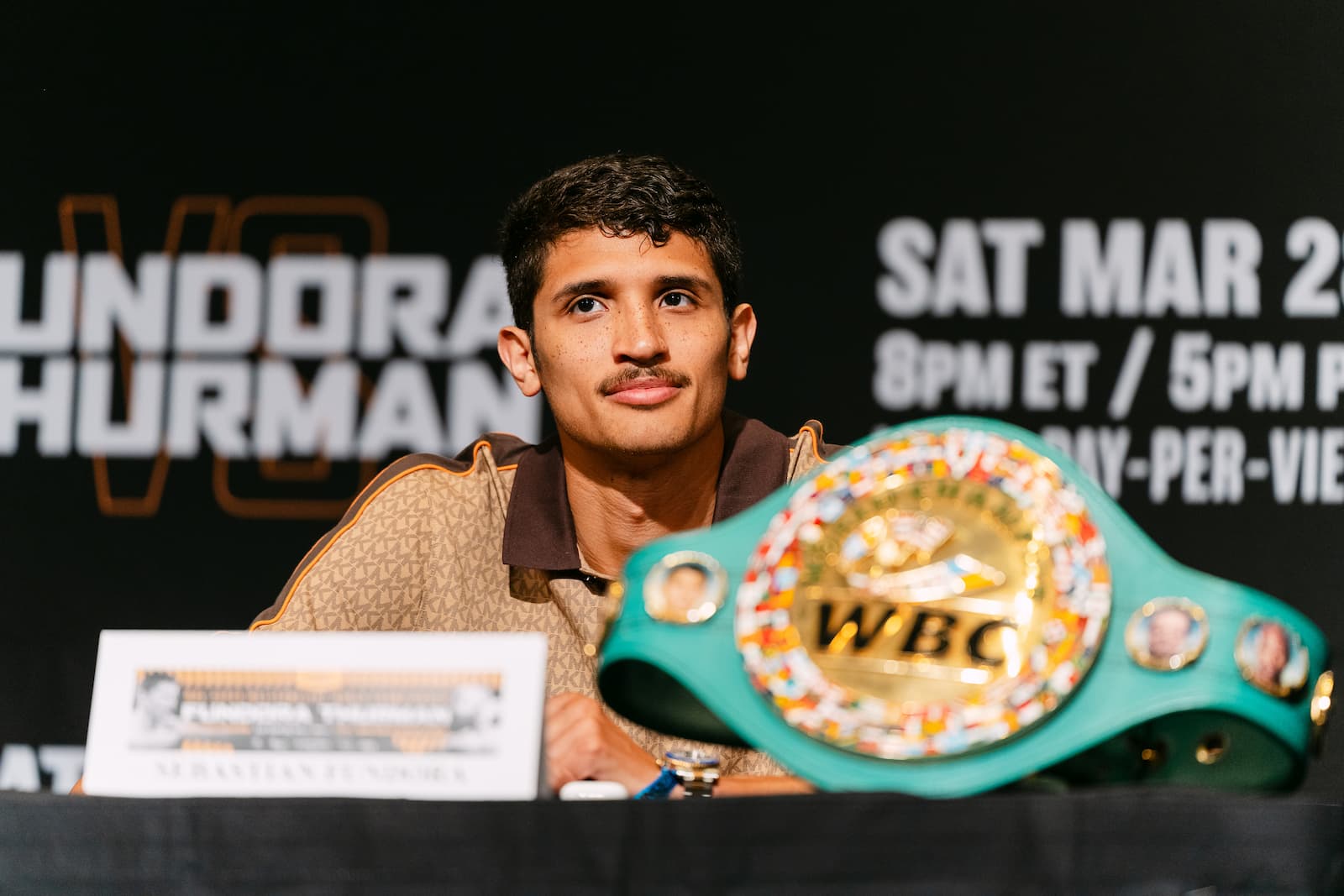 Photos: Fundora and Thurman face off at final presser - FIGHTMAG