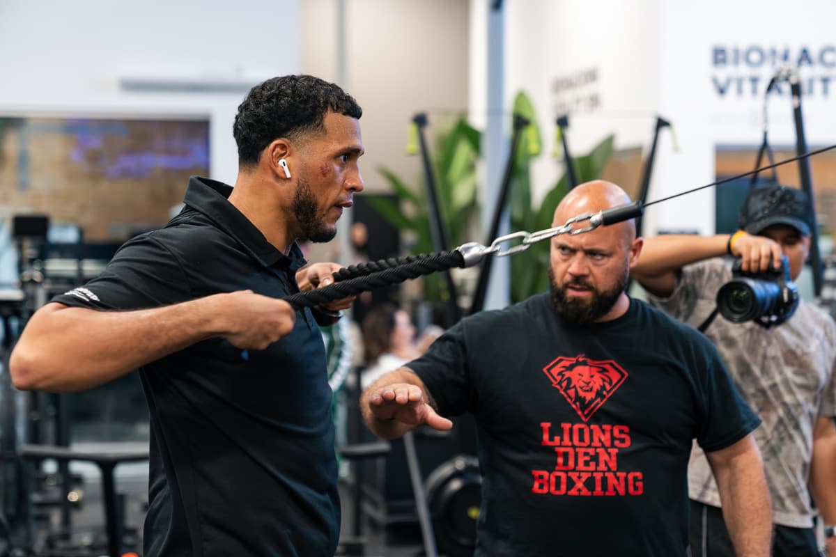 Photos: David Benavidez prepares for Zurdo Ramirez showdown - FIGHTMAG