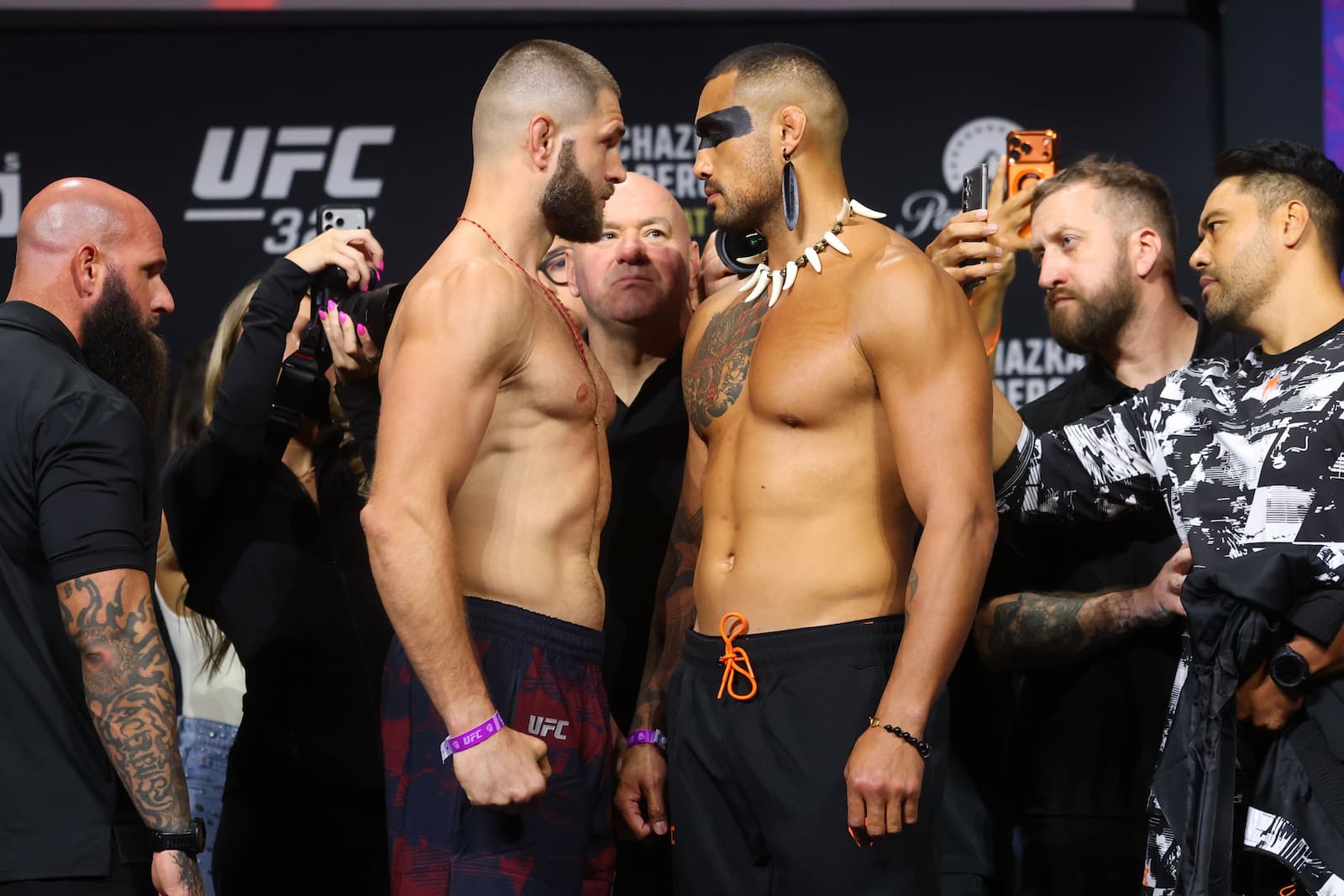 UFC 327 live results: Ulberg stops Prochazka to claim title - Video ...
