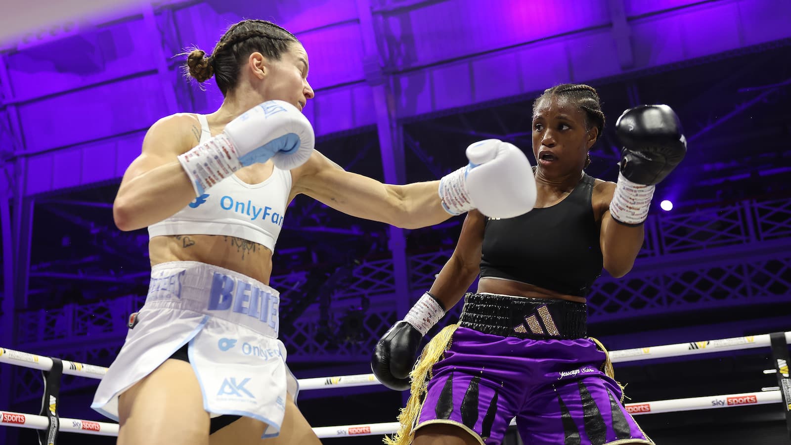 Live results: Caroline Dubois beats Terri Harper to unify titles - FIGHTMAG