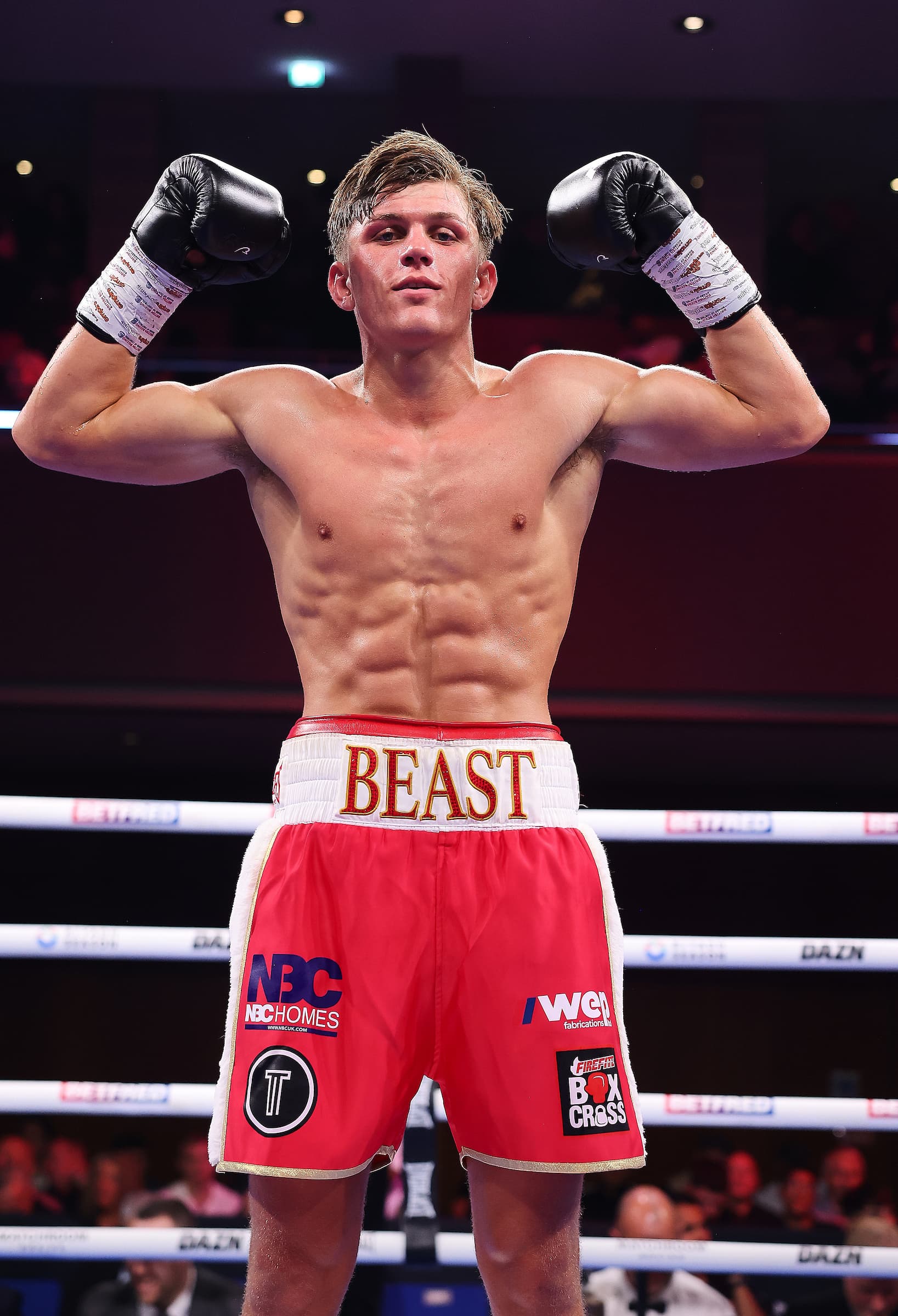Live results: Conah Walker stops Sam Eggington in 10th round - Video ...