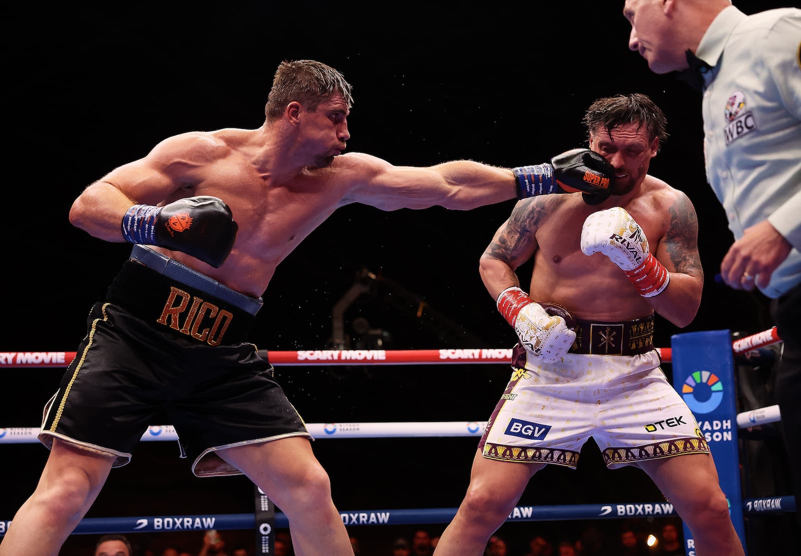 Oleksandr Usyk vs Rico Verhoeven: Fight video highlights - FIGHTMAG