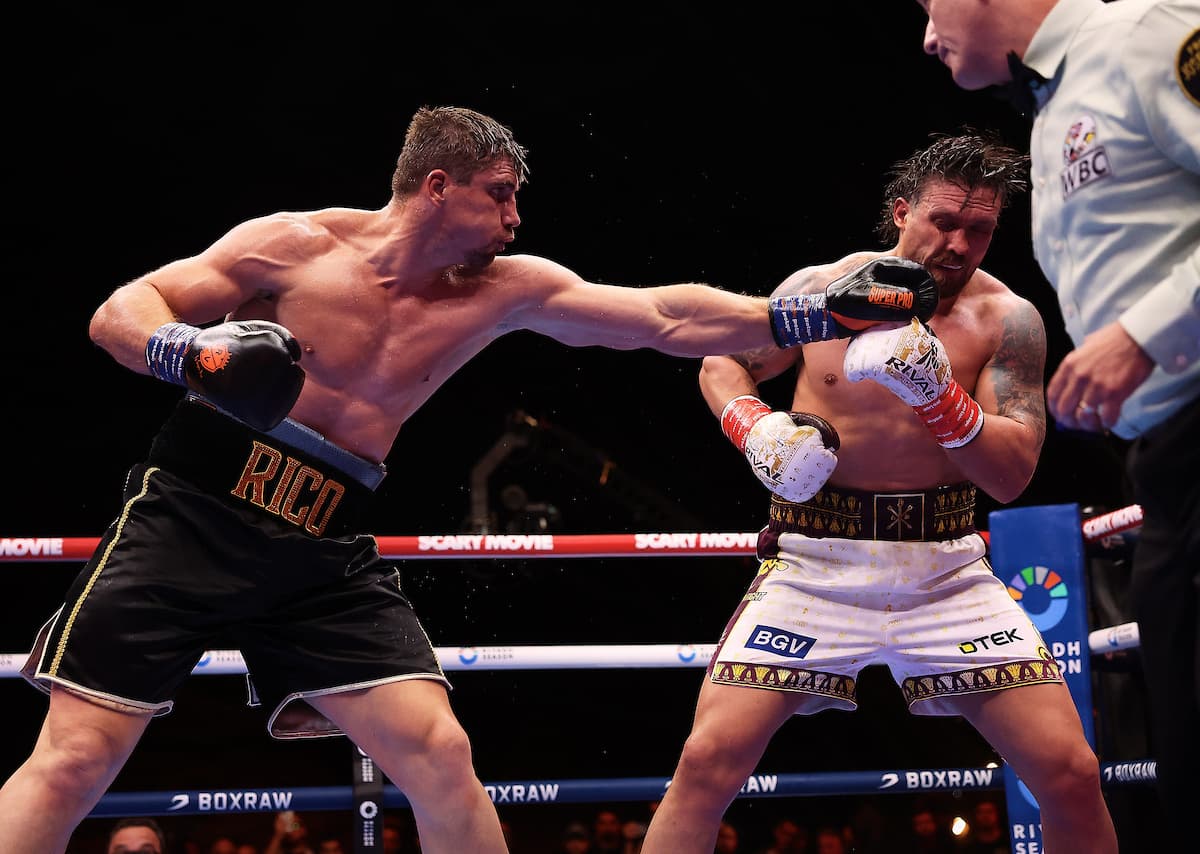Live results: Oleksandr Usyk TKOs Rico Verhoeven in 11th round - Video ...