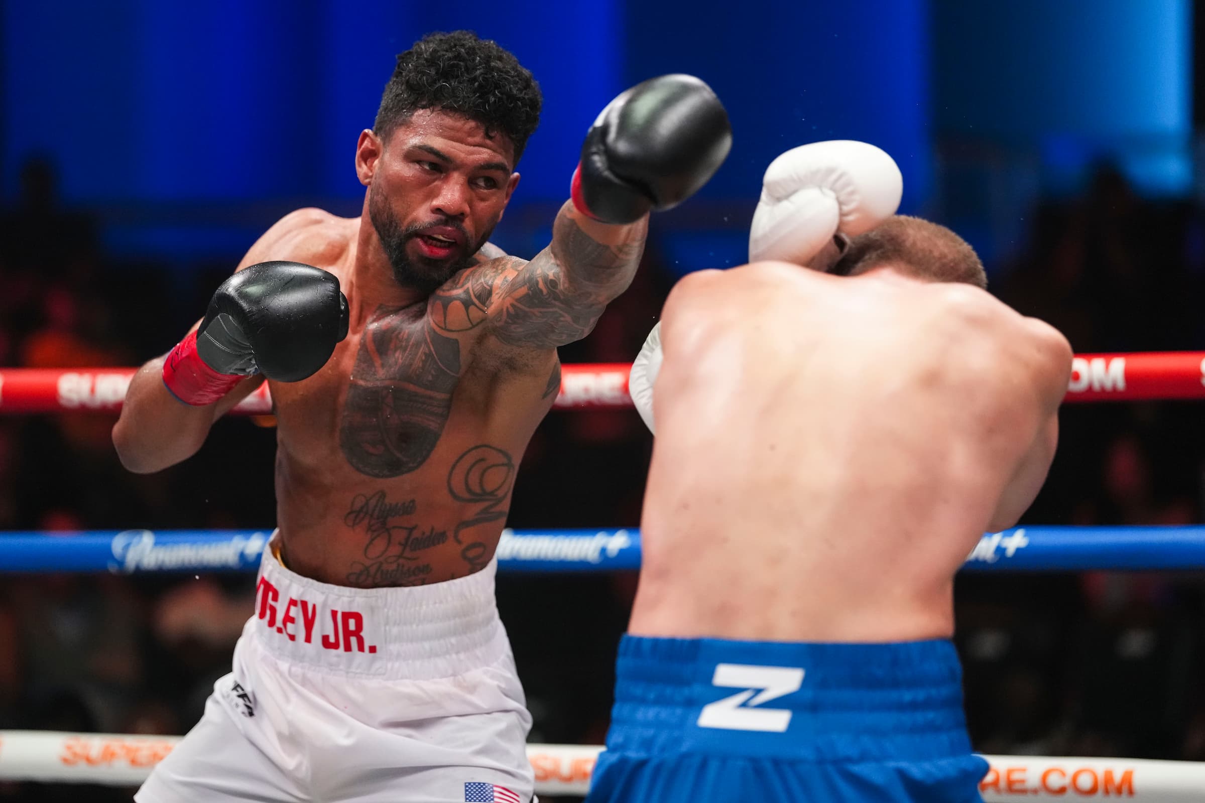 Zuffa Boxing 6 live results: Shane Mosley Jr TKOs Serhii Bohachuk ...