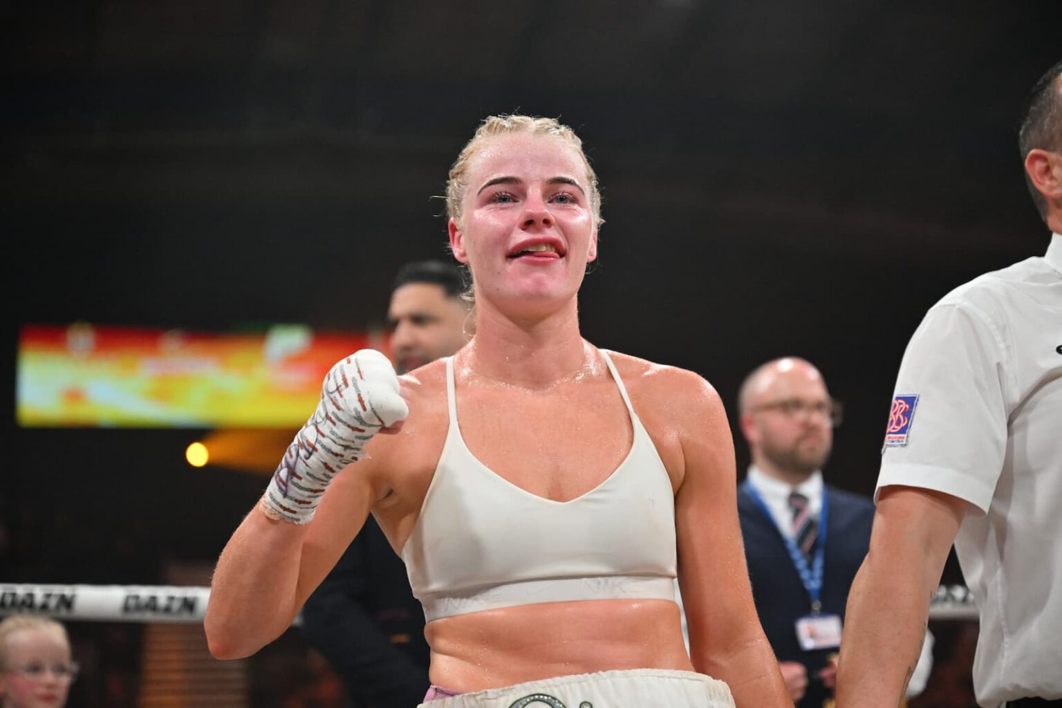 Tysie Gallagher signs with Most Valuable Promotions (MVP) - FIGHTMAG